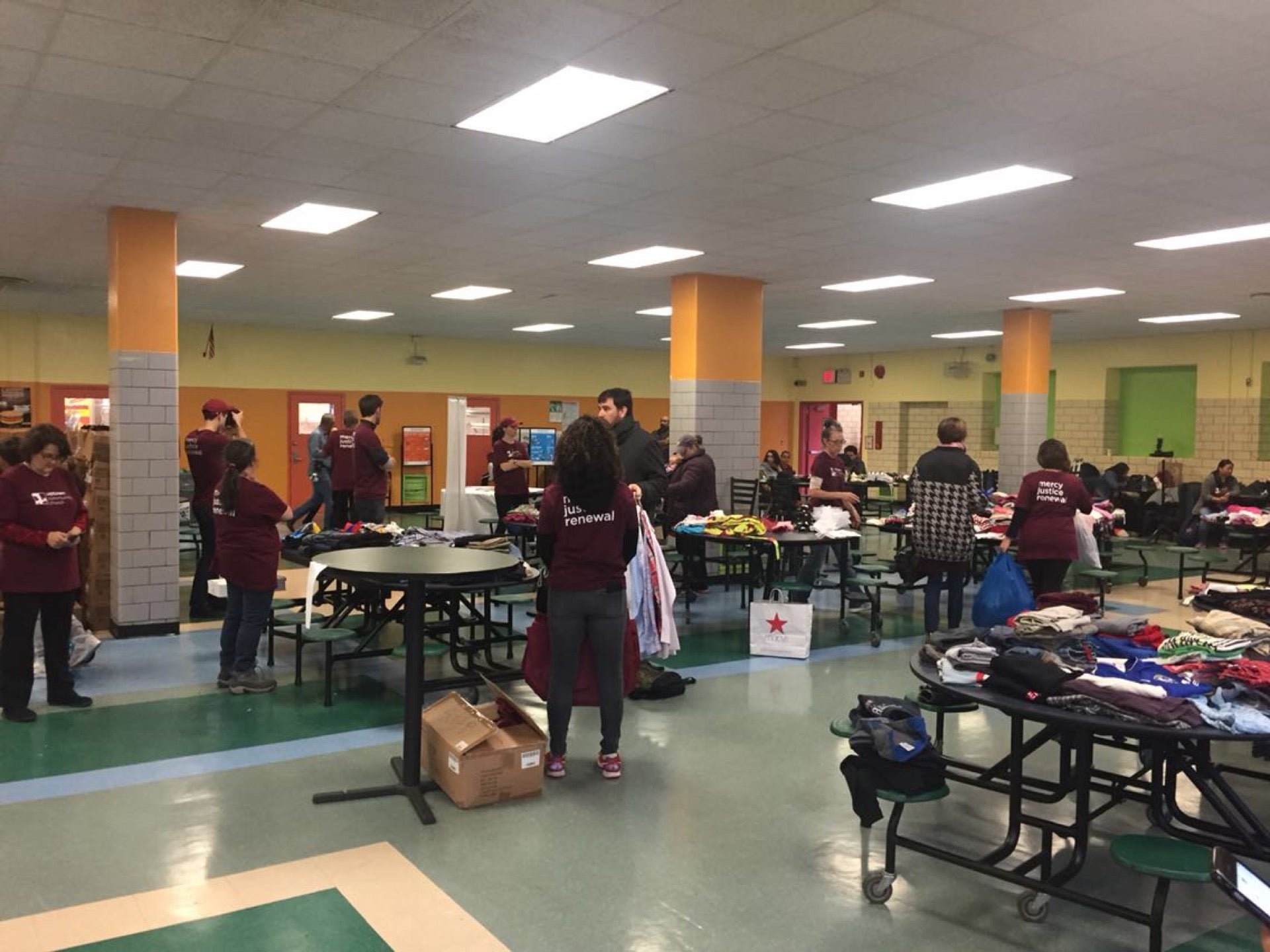 I S 52 Junior High School, 650 Academy St, New York, NY - MapQuest