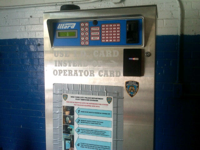 NYPD 104th Precinct, 6402 Catalpa Ave, Ridgewood, NY, Police Stations ...