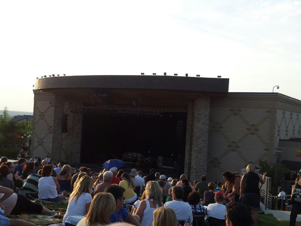 Sandy Amphitheater Row H