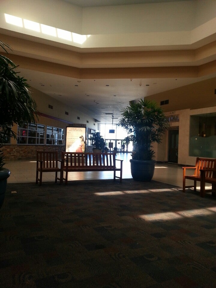 Valley Plaza, 2701 Ming Ave, Bakersfield, CA, Shopping Centers & Malls ...