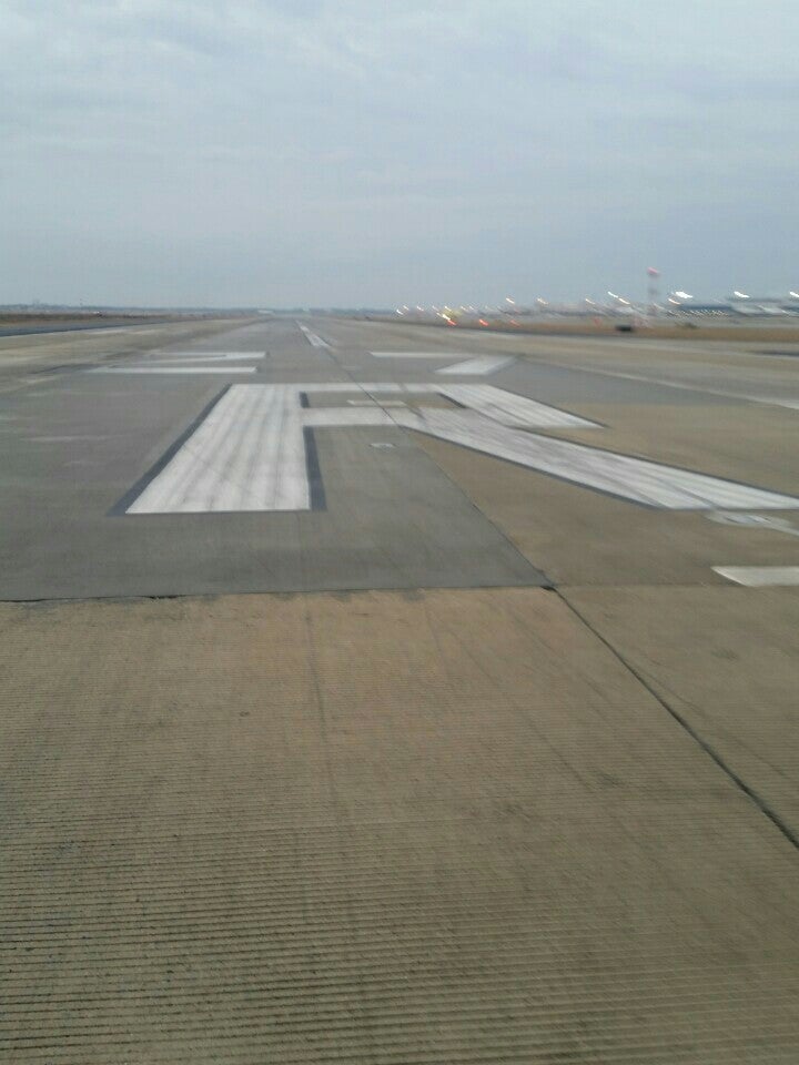 Runway 8L/26R, ATL Airport, Atlanta, GA, Airport Services - MapQuest
