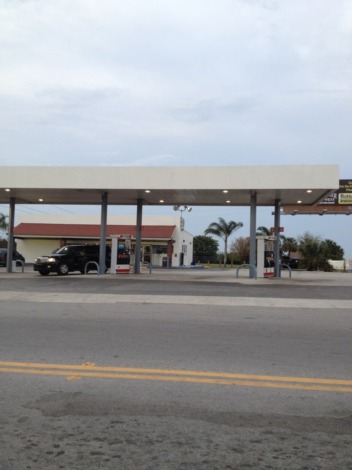 Moss Towing, 655 US Highway 27 N, South Bay, FL - MapQuest
