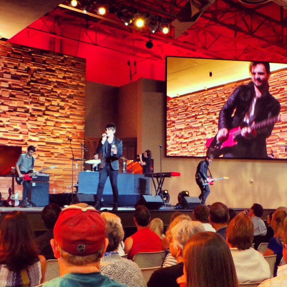 Saddleback Church, 1 Saddleback Pkwy, Lake Forest, CA, Church ...