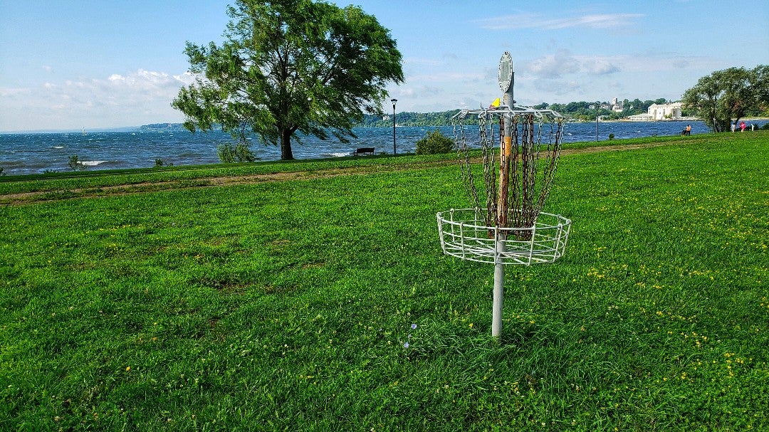Lakefront Park 5 & 20 Disc Golf Course DGC, Lakefront Dr, Geneva, NY ...