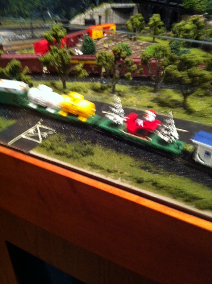 Clement Railroad Hotel Museum, 100 Frank Clement Pl, Dickson, TN - MapQuest