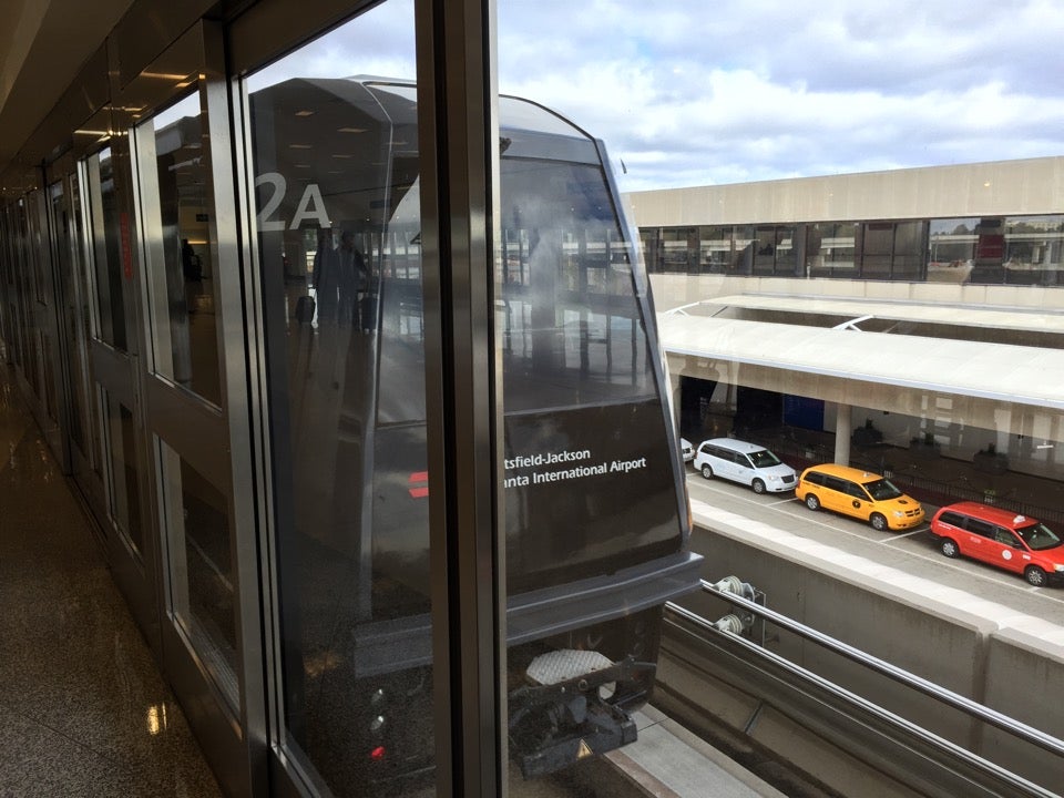 Groome Transportation Shuttle, Domestic Terminal, Atlanta, GA - MapQuest