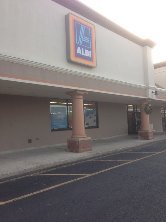 Aldi, 131 Van Zile Rd, Brick, NJ - MapQuest