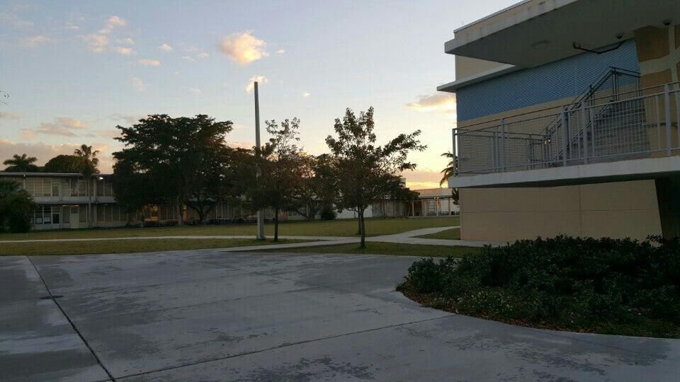 Southwest Miami Senior High School, 8855 SW 50th Ter, Miami, FL ...