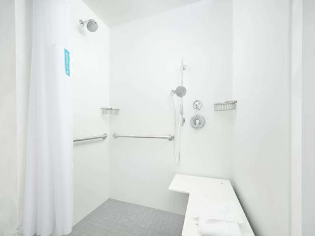 Hampton Inn Chattanooga East Ridge, 623 Camp Jordan Pkwy, Chattanooga ...