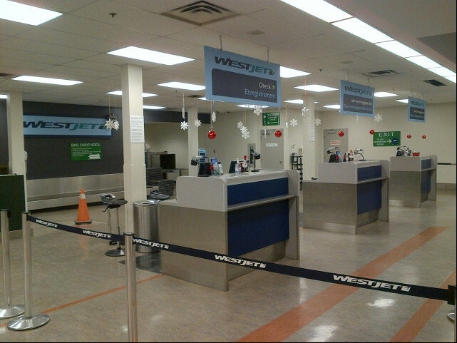 John C Munro Hamilton International Airport-YHM, 9300 Airport Rd W ...