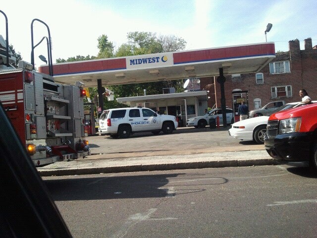 Midwest Petroleum, 2821 N Vandeventer Ave, Saint Louis, MO, Gas ...