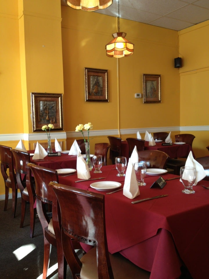 Fergus Tandoori Grill, 232 St Andrew St W Fergus, Centre Wellington ...