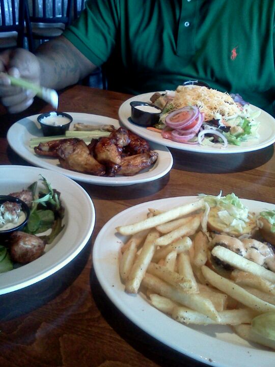 Two Rivers Steak & Fish House, 4105 Mountain Rd, Pasadena, Maryland ...