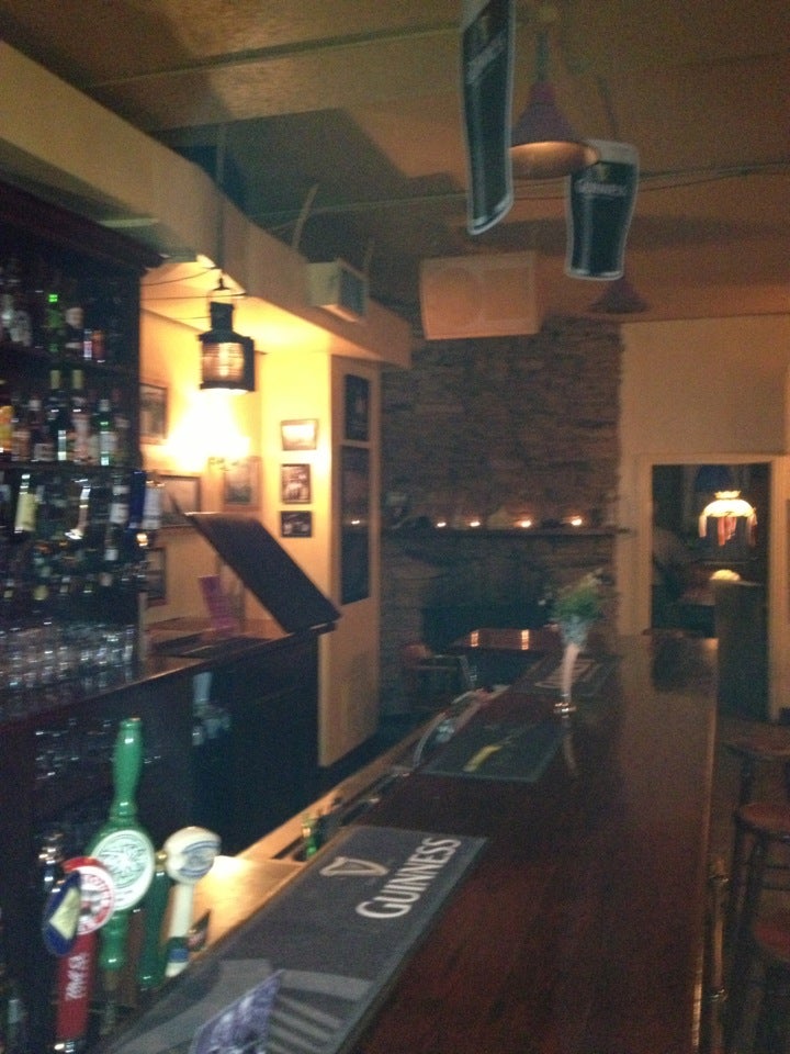 Dora Keogh Irish Pub, 141 Danforth Ave, Toronto, ON, Eating places ...