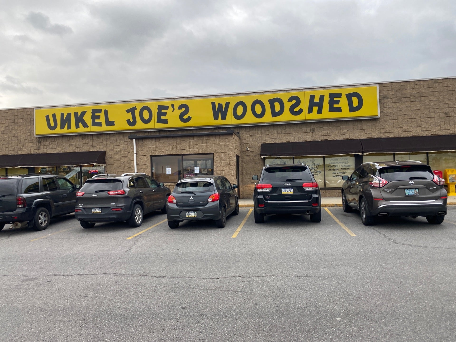 Unkel Joe's Woodshed, 3415 Pleasant Valley Blvd, Altoona, PA ...