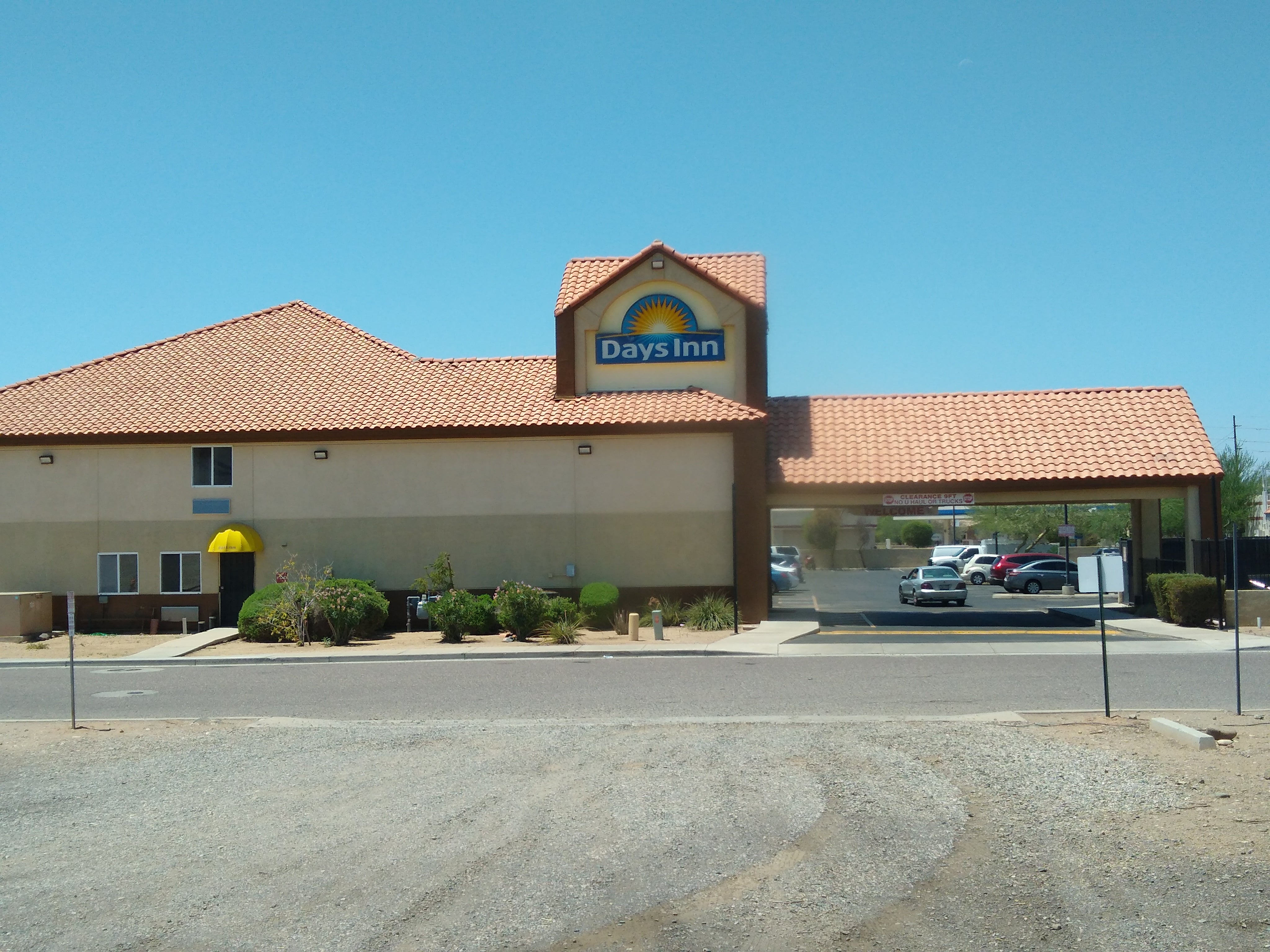 Days Inn By Wyndham Phoenix North, 21636 N 26th Ave, Phoenix, AZ ...