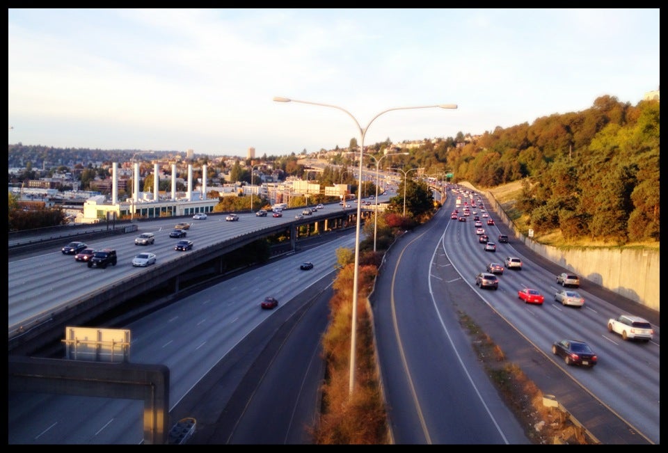 I-5 Overpass, Belmont Ave E, Seattle, WA, Landmark - MapQuest