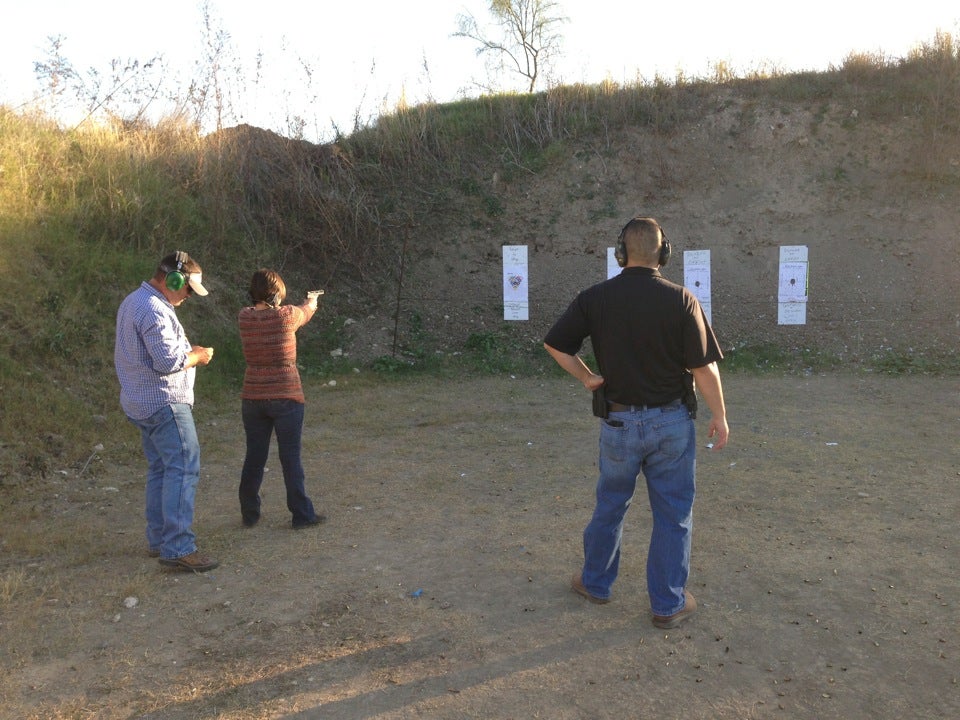 Bullet Hole Shooting Range, 2715 Grosenbacher Rd, San Antonio, TX ...