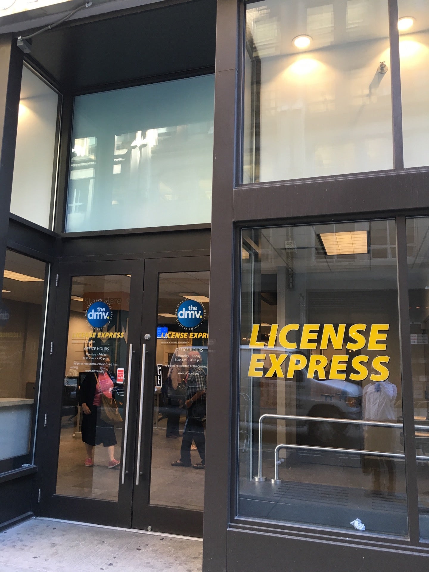 License Express, 145 W 30th St, New York, NY, Banks - MapQuest