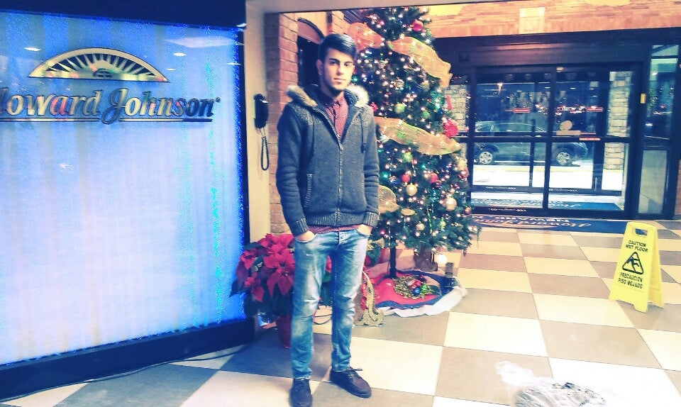 Howard Johnson By Wyndham Newark Airport, 20 Frontage Rd, Newark, NJ ...