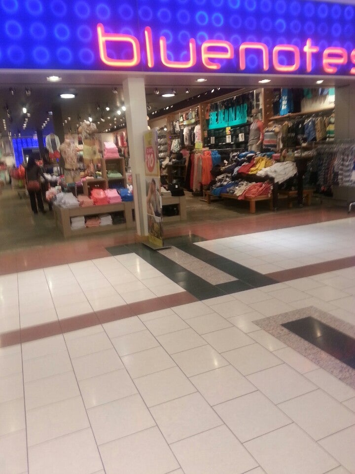 Bluenotes, Southgate Mall, Unit 460, Edmonton, AB - MapQuest