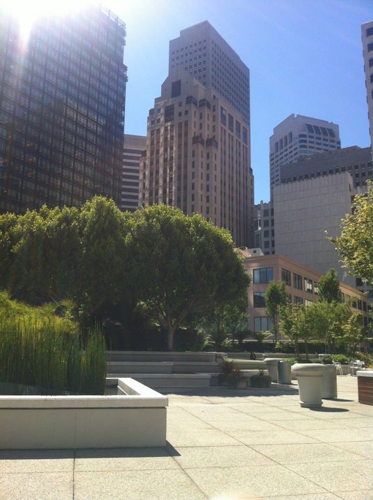 71 Stevenson Urban Garden And Fountain, 71 Stevenson St, San Francisco ...