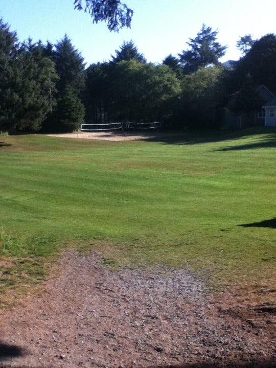 Twin Rocks Friends Camp & Conference Center, 18705 Highway 101 N ...