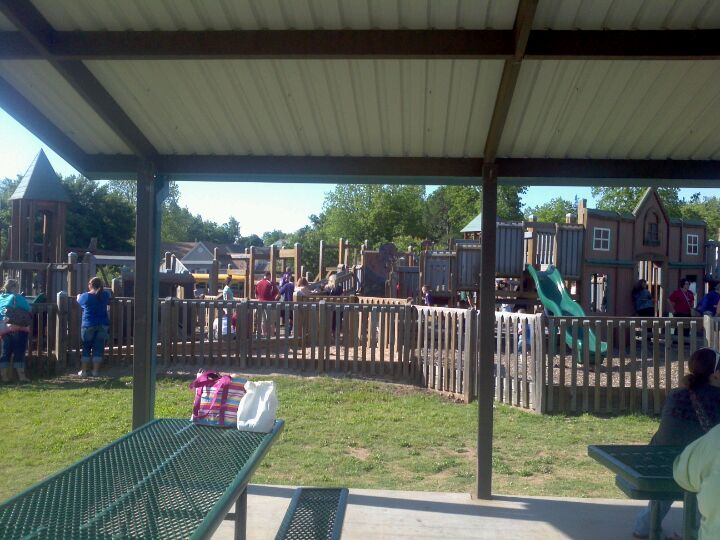 Park, S 6th St, Chickasha, OK, Parks - MapQuest