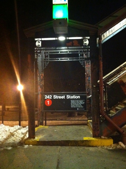 MTA - 242 St - Van Cortlandt Park Subway Station, 201 W 242nd St, New ...