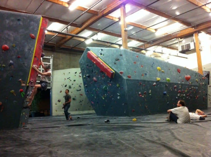 Seattle Bouldering Project, 900 Poplar Pl S, Seattle, WA, Sports ...