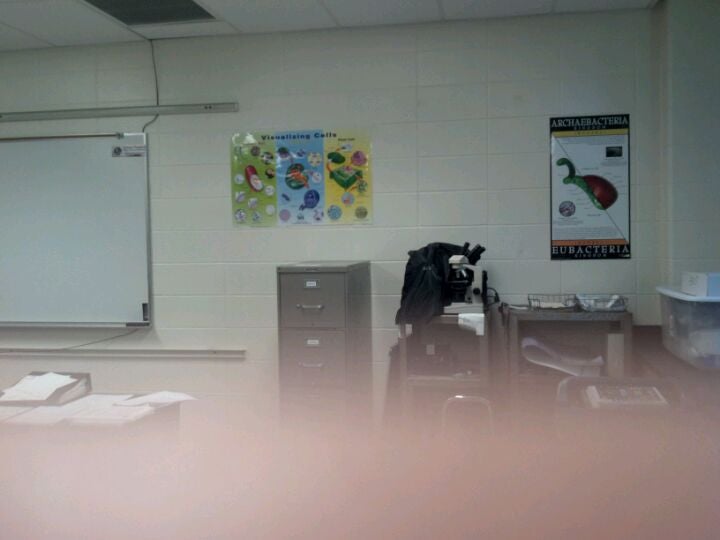 Amity Regional High School, 25 Newton Rd, Woodbridge, CT, Schools ...