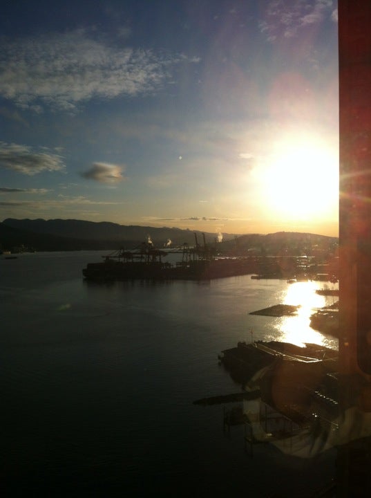 Fairmont Waterfront, 900 Canada Place Way, VANCOUVER, BC - MapQuest