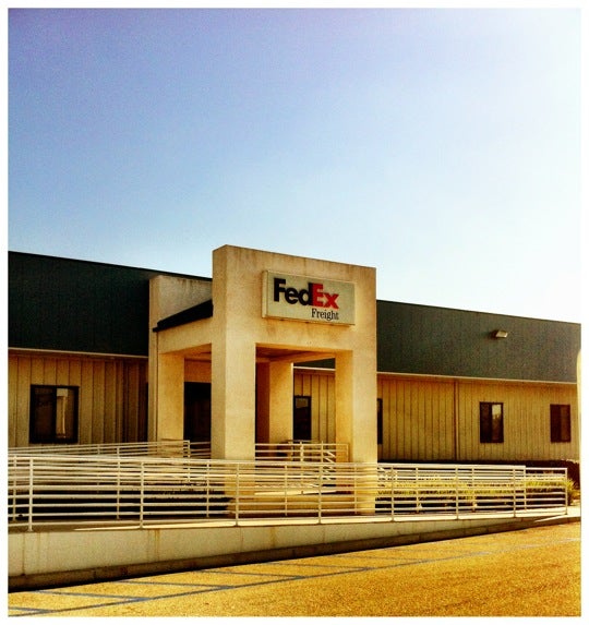 FedEx Freight, 15200 S Main St, Gardena, CA - MapQuest