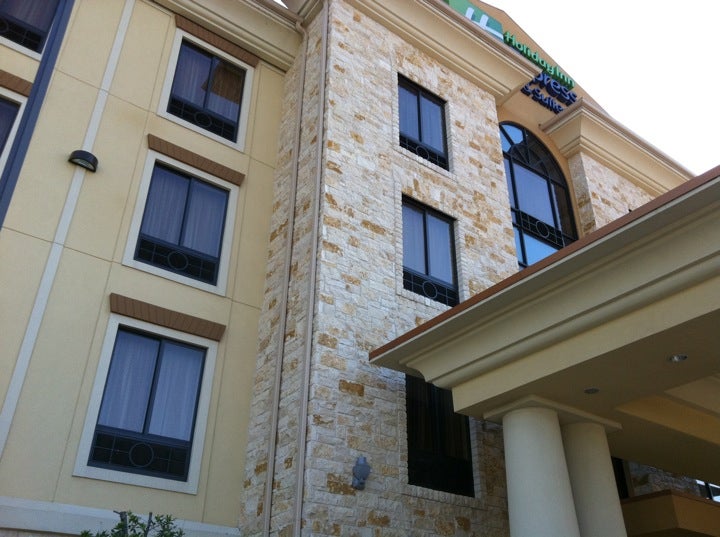 Comfort Inn & Suites Dallas Medical-Market Center, 1521 Inwood Rd ...