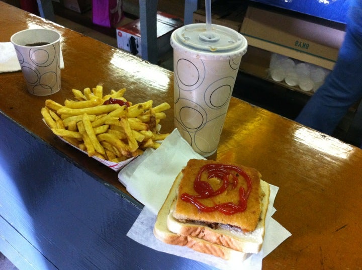 Gratz Crossroads Auction, 5415 PA-25, Lykens Twp, PA, Farm Markets ...