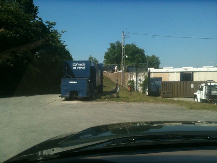 Waste Management Recycling & Refuse Center, 400 Warehouse Rd, Oak Ridge ...