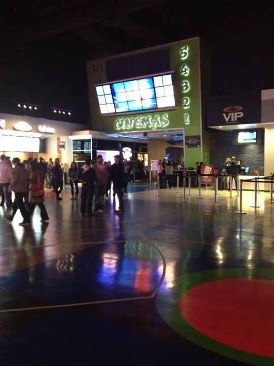 Cineplex Cinemas Coquitlam & VIP, 170 Schoolhouse St, Coquitlam ...