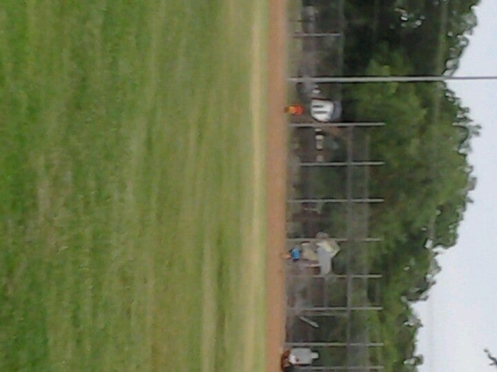 Mattie Nash-Myrtle Davis Park, 3710 N Hampton Rd, Dallas, TX ...