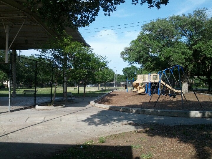 Proctor Plaza Park, 803 W Temple St, Houston, TX - MapQuest