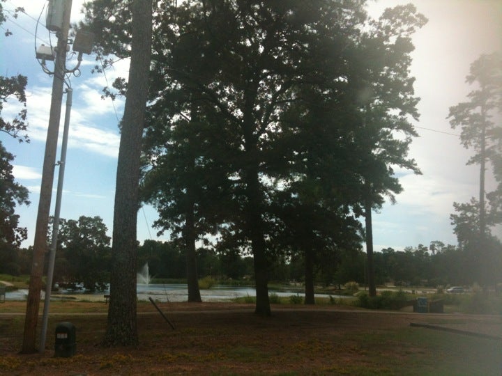 Spring Lake Park Splash Pad, 2 Fairground Ave, Texarkana, TX, Parks ...