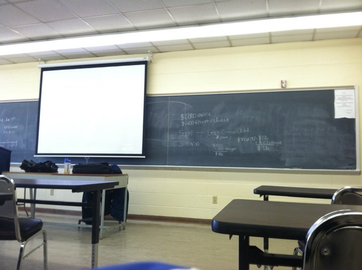 Building B / Bretschger Hall, ECC North Campus, Williamsville, NY ...