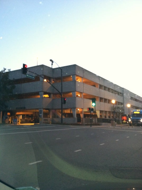 UCLA Parking Structure 32, 1070 Veteran Ave, Los Angeles, CA, Parking ...