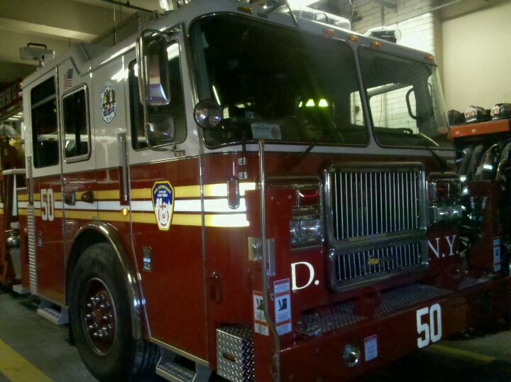 FDNY Engine 89/Ladder 50 The Cookoo's Nest, 2924 Bruckner Blvd, Bronx ...
