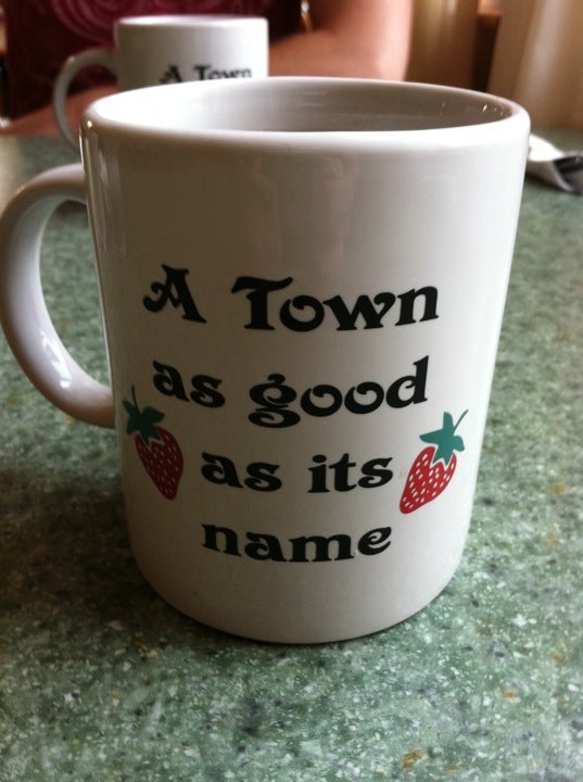 Edgewood, IA Map & Directions - MapQuest