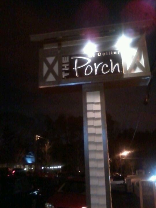 Fox Bros Bar-B-Q Stand at Suntrust Park, Circle 75 Pkwy, Atlanta, GA ...