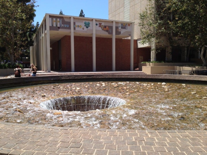UCLA Inverted Fountain, Charles E Young Dr E, Los Angeles, CA ...