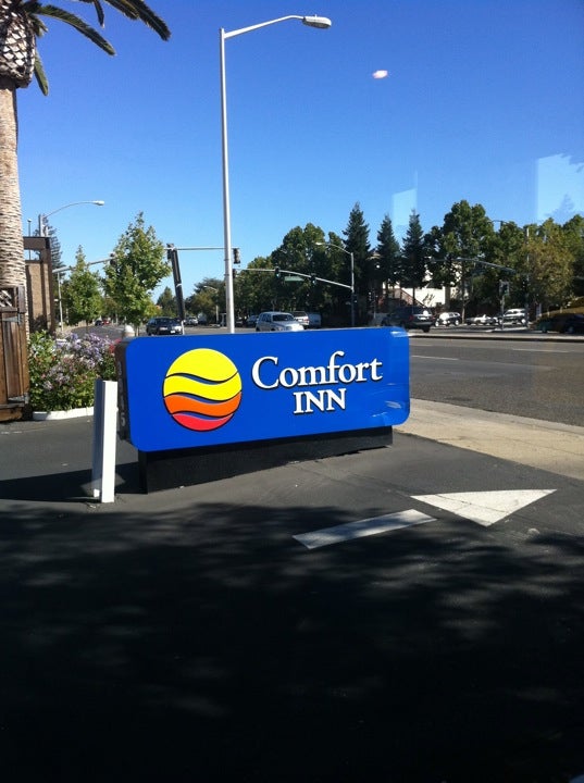 Comfort Inn Logo Png