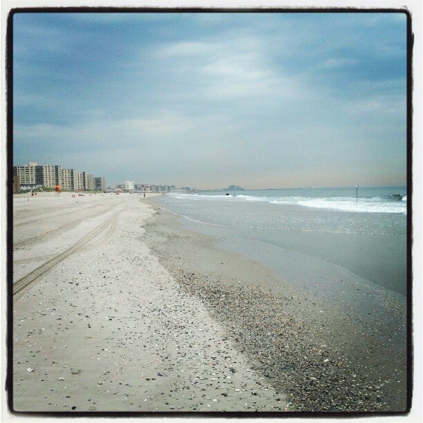 Rockaway Beach - 121st Street, Beach 121st St, Rockaway Park, NY, Beach ...