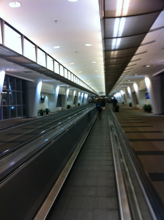 Louisville International-Standiford Field (SDF), 600 Terminal Dr, PO ...