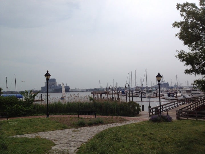 Boston Street Waterfront Park, 2400 Boston St, Baltimore, MD, Parks ...